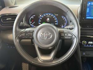 Зеленый Тойота Yaris Cross 2023 в Шяуляй, объемом двигателя 1.49 л и пробегом 61 тыс. км за 23900 €, фото 16 на AUTOMOTO.COM.LV