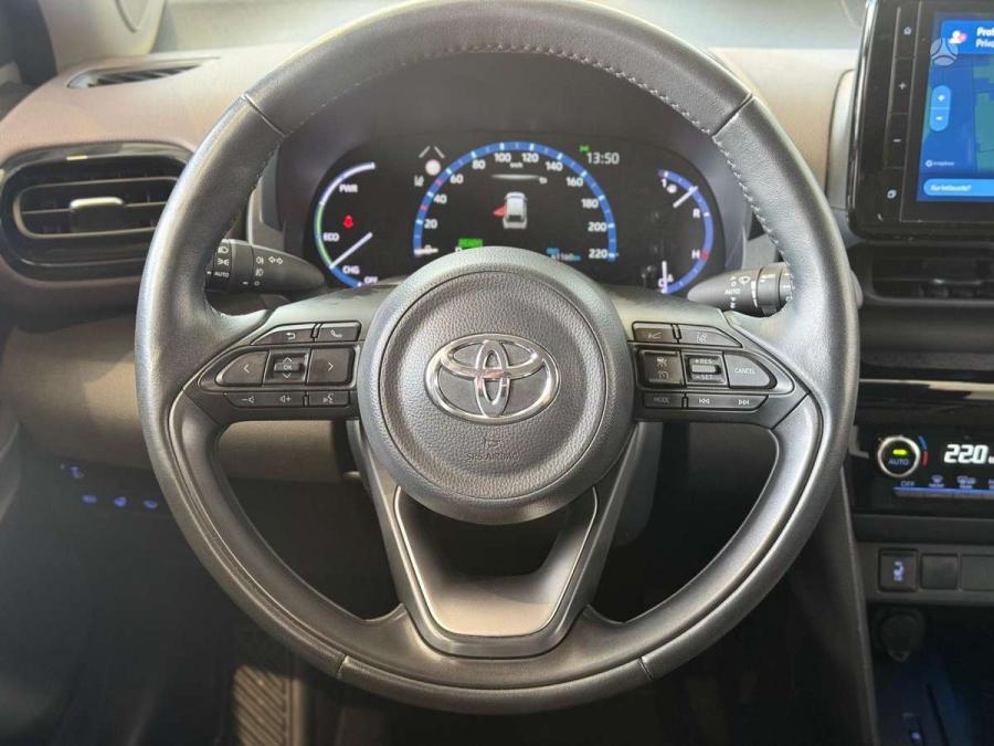 Зеленый Тойота Yaris Cross 2023 в Шяуляй, объемом двигателя 1.49 л и пробегом 61 тыс. км за 23900 €, фото 16 на AUTOMOTO.COM.LV