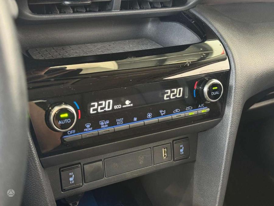Зеленый Тойота Yaris Cross 2023 в Шяуляй, объемом двигателя 1.49 л и пробегом 61 тыс. км за 23900 €, фото 20 на AUTOMOTO.COM.LV