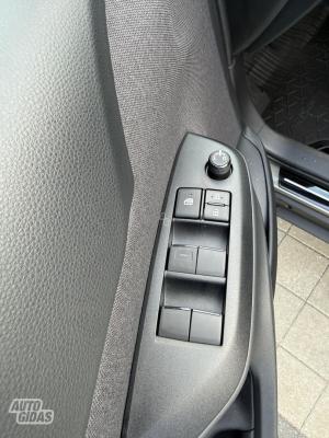 Zaļš Toyota Yaris Cross 2024 Viļņa, ar dzinēja tilpumu 1.50 L un nobraukumu 8 tūkst. km par 24000 €, foto 10 vietnē AUTOMOTO.COM.LV