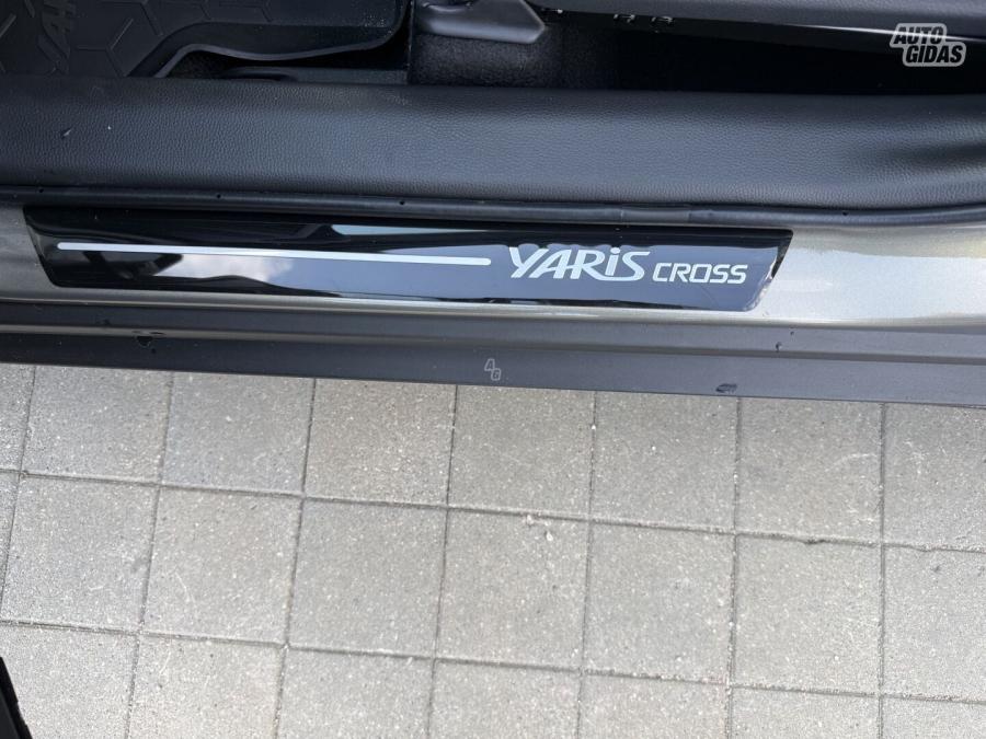 Zaļš Toyota Yaris Cross 2024 Viļņa, ar dzinēja tilpumu 1.50 L un nobraukumu 8 tūkst. km par 24000 €, foto 15 vietnē AUTOMOTO.COM.LV