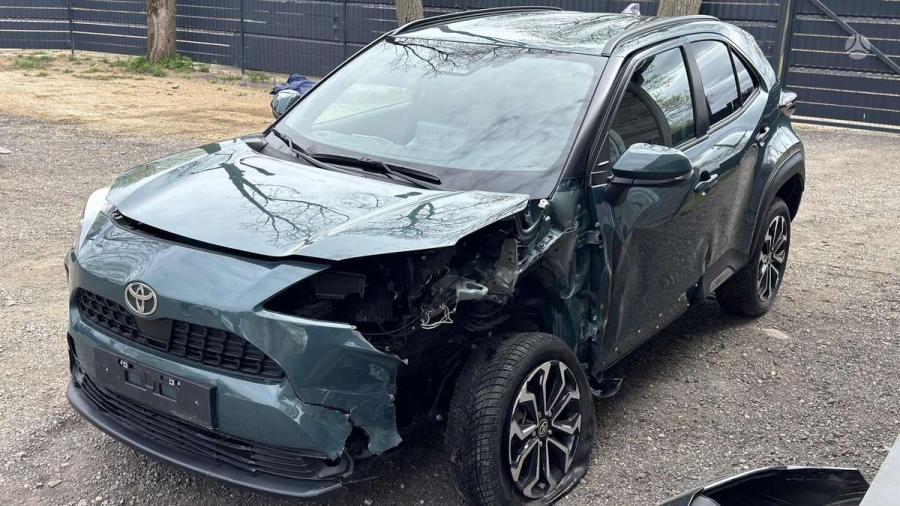 Зеленый Тойота Yaris Cross 2025 в Ионава, объемом двигателя 1.50 л и пробегом 10 тыс. км за 11400 €, фото 4 на AUTOMOTO.COM.LV