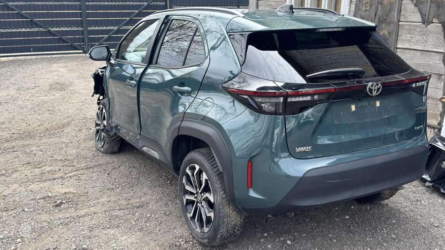 Zaļš Toyota Yaris Cross 2025 Jonava, ar dzinēja tilpumu 1.50 L un nobraukumu 10 tūkst. km par 11000 €, foto 14 vietnē AUTOMOTO.COM.LV