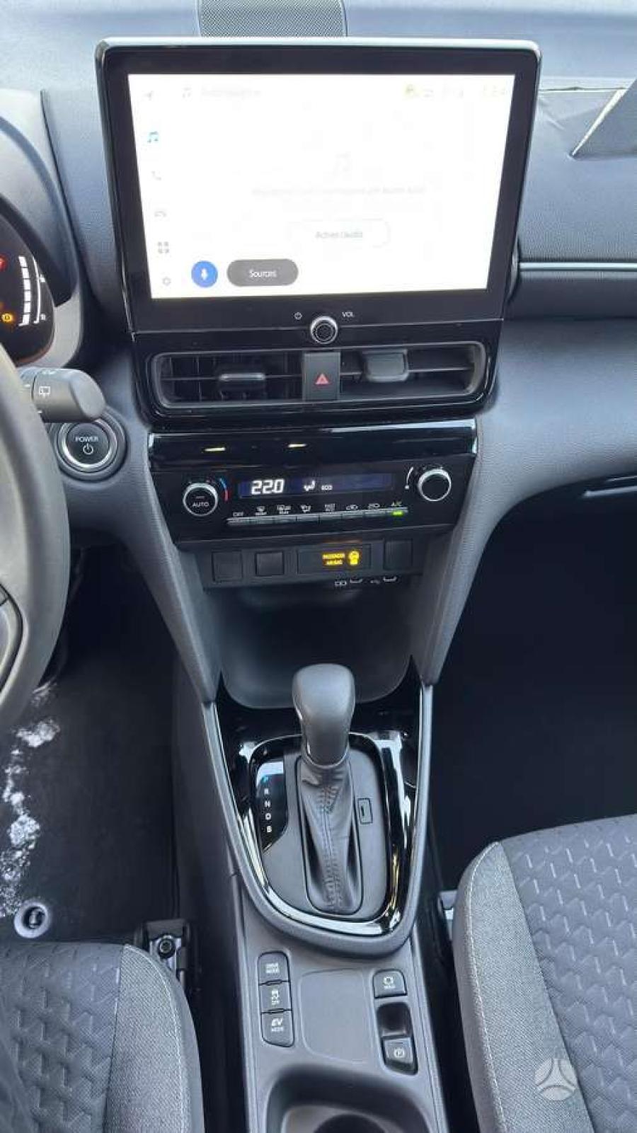 Zaļš Toyota Yaris Cross 2025 Jonava, ar dzinēja tilpumu 1.50 L un nobraukumu 10 tūkst. km par 11000 €, foto 21 vietnē AUTOMOTO.COM.LV