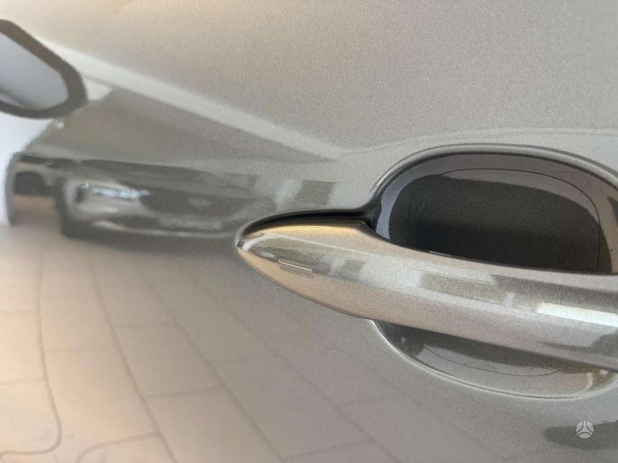 Zaļš Toyota Yaris Cross 2025 Šauļi, ar dzinēja tilpumu 1.49 L un nobraukumu 20 tūkst. km par 24600 €, foto 6 vietnē AUTOMOTO.COM.LV