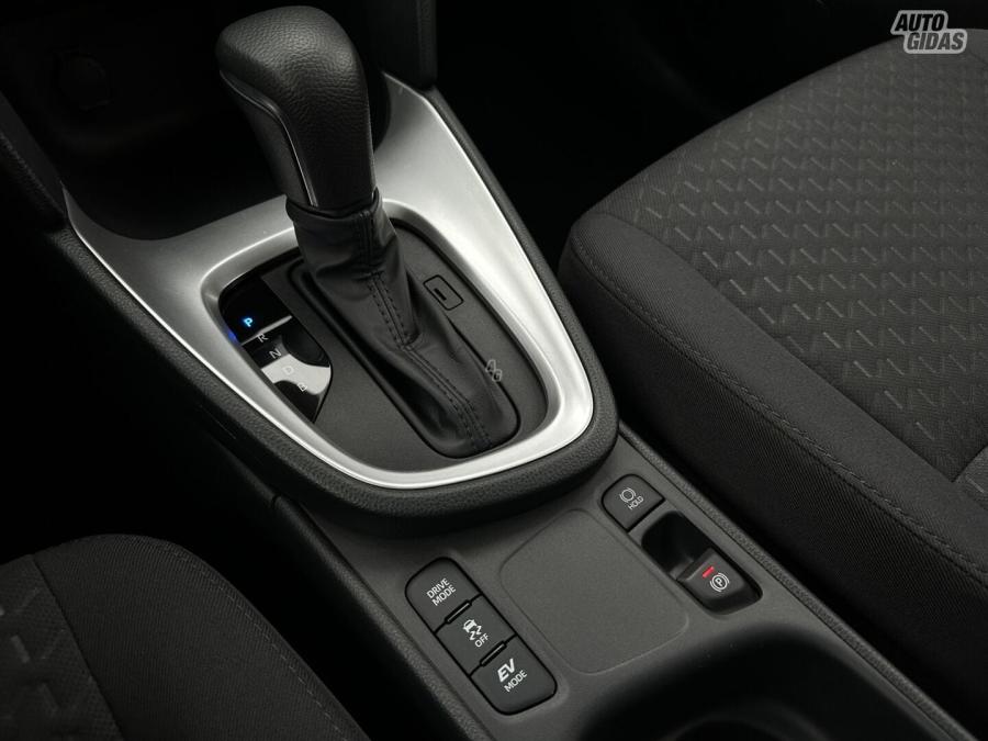 Зеленый Тойота Yaris Cross 2025 в Авиженяй, объемом двигателя 1.50 л и пробегом 19 тыс. км за 22500 €, фото 25 на AUTOMOTO.COM.LV