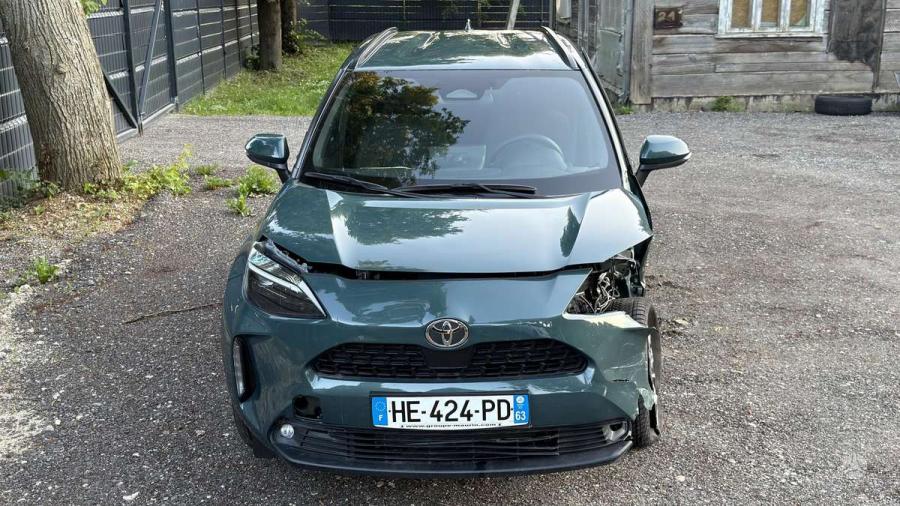 Зеленый Тойота Yaris Cross 2025 в Ионава, объемом двигателя 1.50 л и пробегом 10 тыс. км за 10700 €, фото 4 на AUTOMOTO.COM.LV