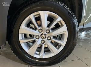 Зеленый Тойота Yaris Cross 2025 в Авиженяй, объемом двигателя 1.50 л и пробегом 12 тыс. км за 22500 €, фото 5 на AUTOMOTO.COM.LV