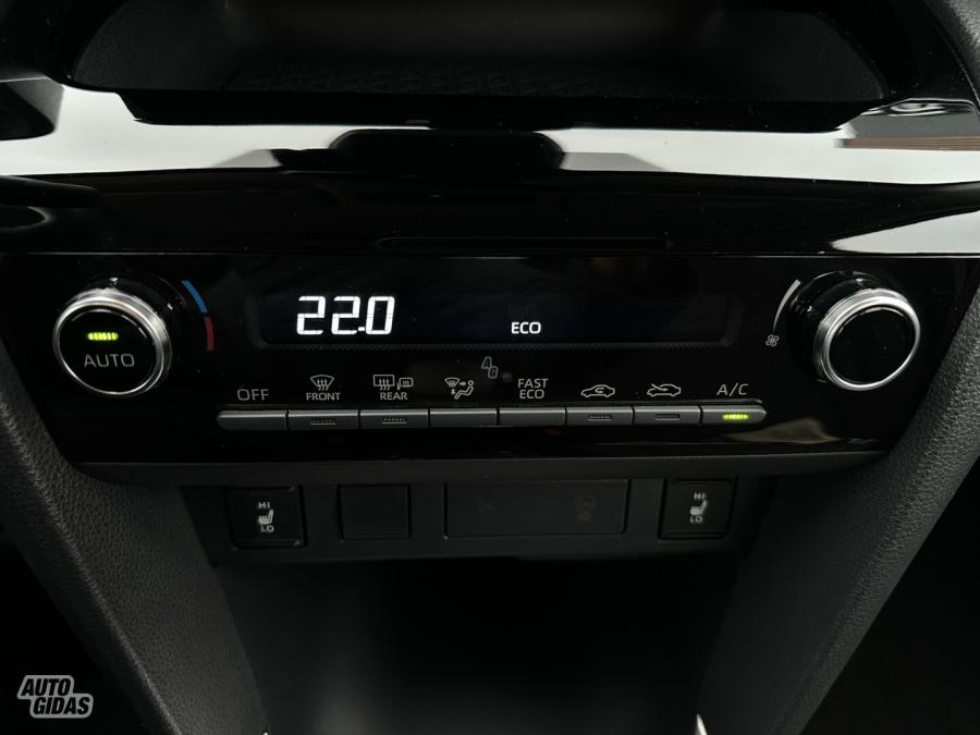 Зеленый Тойота Yaris Cross 2025 в Авиженяй, объемом двигателя 1.50 л и пробегом 12 тыс. км за 22500 €, фото 22 на AUTOMOTO.COM.LV