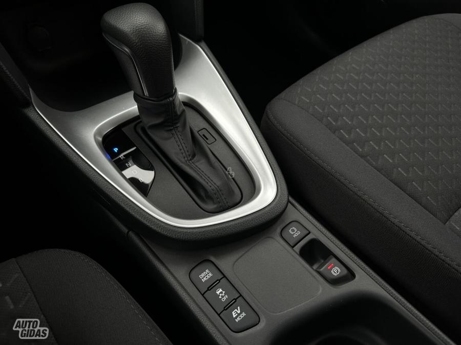 Зеленый Тойота Yaris Cross 2025 в Авиженяй, объемом двигателя 1.50 л и пробегом 12 тыс. км за 22500 €, фото 25 на AUTOMOTO.COM.LV
