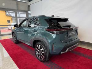 Zaļš Toyota Yaris Cross 2025 Šauļi, ar dzinēja tilpumu 1.49 L un nobraukumu 6 tūkst. km par 29500 €, foto 4 vietnē AUTOMOTO.COM.LV