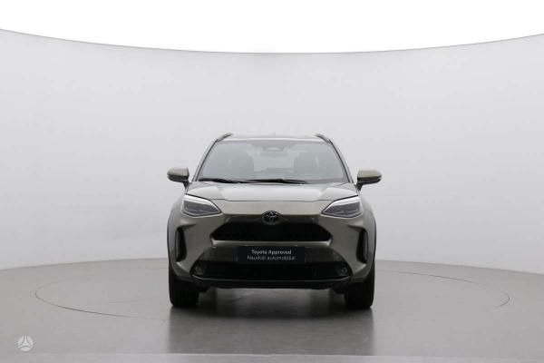 Zaļš Toyota Yaris Cross 2025 Viļņa, ar dzinēja tilpumu 1.49 L un nobraukumu 24 tūkst. km par 26900 €, foto 6 vietnē AUTOMOTO.COM.LV