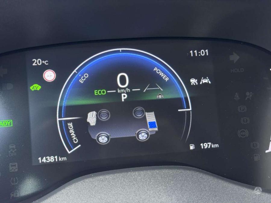 Green Toyota Yaris Cross 2025 in Vilnius, with an engine capacity of 1.50 L and mileage of 12 thousand km for 22950 €, photo 20 on AUTOMOTO.COM.LV