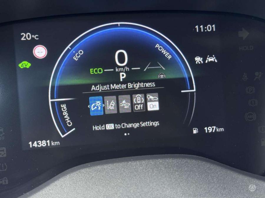 Green Toyota Yaris Cross 2025 in Vilnius, with an engine capacity of 1.50 L and mileage of 12 thousand km for 22950 €, photo 23 on AUTOMOTO.COM.LV