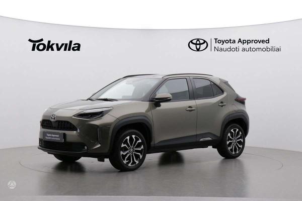 Зеленый Тойота Yaris Cross 2025 в Вильнюс, объемом двигателя 1.49 л и пробегом 24 тыс. км за 26900 €, фото 1 на AUTOMOTO.COM.LV
