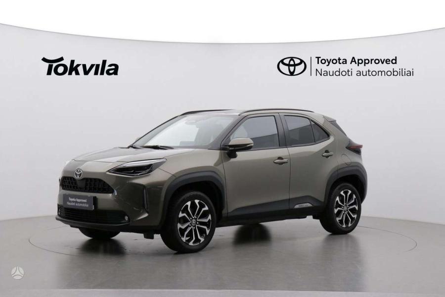 Зеленый Тойота Yaris Cross 2025 в Вильнюс, объемом двигателя 1.49 л и пробегом 24 тыс. км за 26900 €, фото 1 на AUTOMOTO.COM.LV