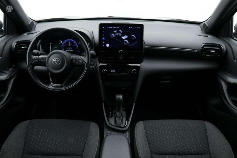 Зеленый Тойота Yaris Cross 2025 в Вильнюс, объемом двигателя 1.49 л и пробегом 24 тыс. км за 26900 €, фото 8 на AUTOMOTO.COM.LV