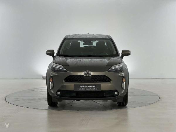 Zaļš Toyota Yaris Cross 2022 Viļņa, ar dzinēja tilpumu 1.49 L un nobraukumu 85 tūkst. km par 17900 €, foto 5 vietnē AUTOMOTO.COM.LV