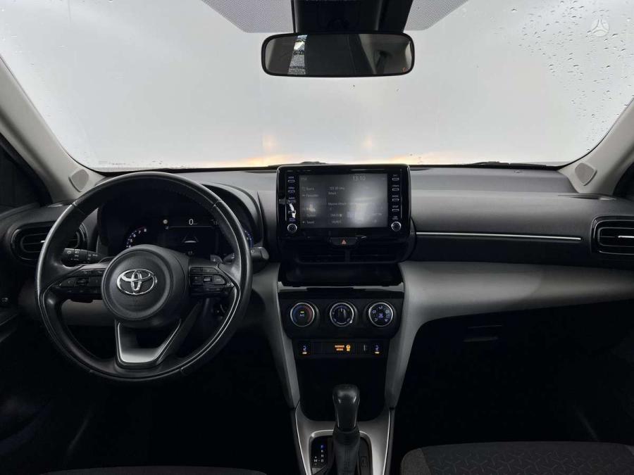 Зеленый Тойота Yaris Cross 2022 в Вильнюс, объемом двигателя 1.49 л и пробегом 85 тыс. км за 17900 €, фото 9 на AUTOMOTO.COM.LV