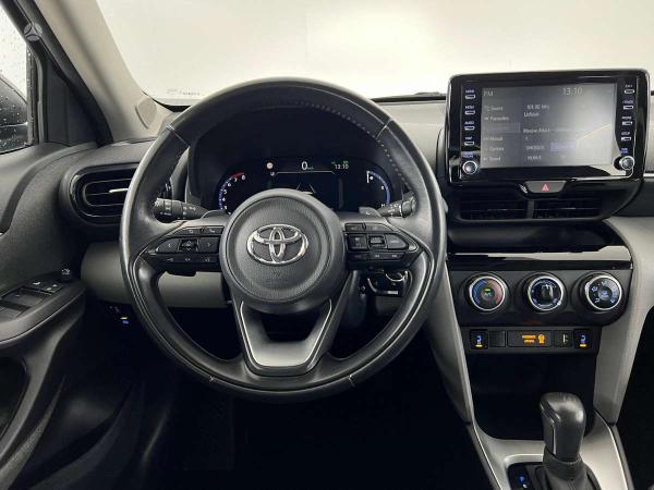 Zaļš Toyota Yaris Cross 2022 Viļņa, ar dzinēja tilpumu 1.49 L un nobraukumu 85 tūkst. km par 17900 €, foto 9 vietnē AUTOMOTO.COM.LV