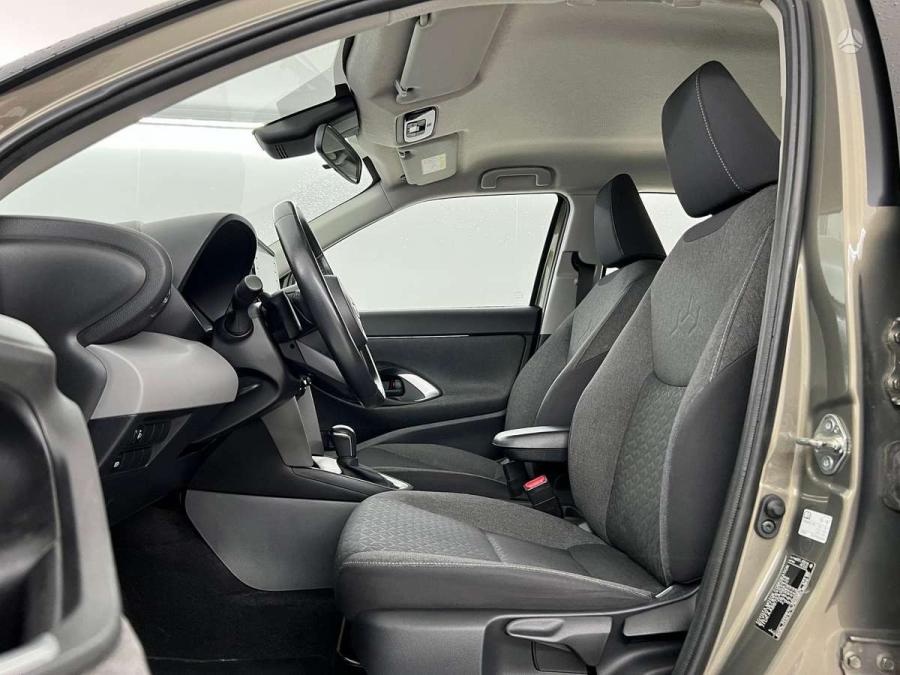 Зеленый Тойота Yaris Cross 2022 в Вильнюс, объемом двигателя 1.49 л и пробегом 85 тыс. км за 17900 €, фото 12 на AUTOMOTO.COM.LV