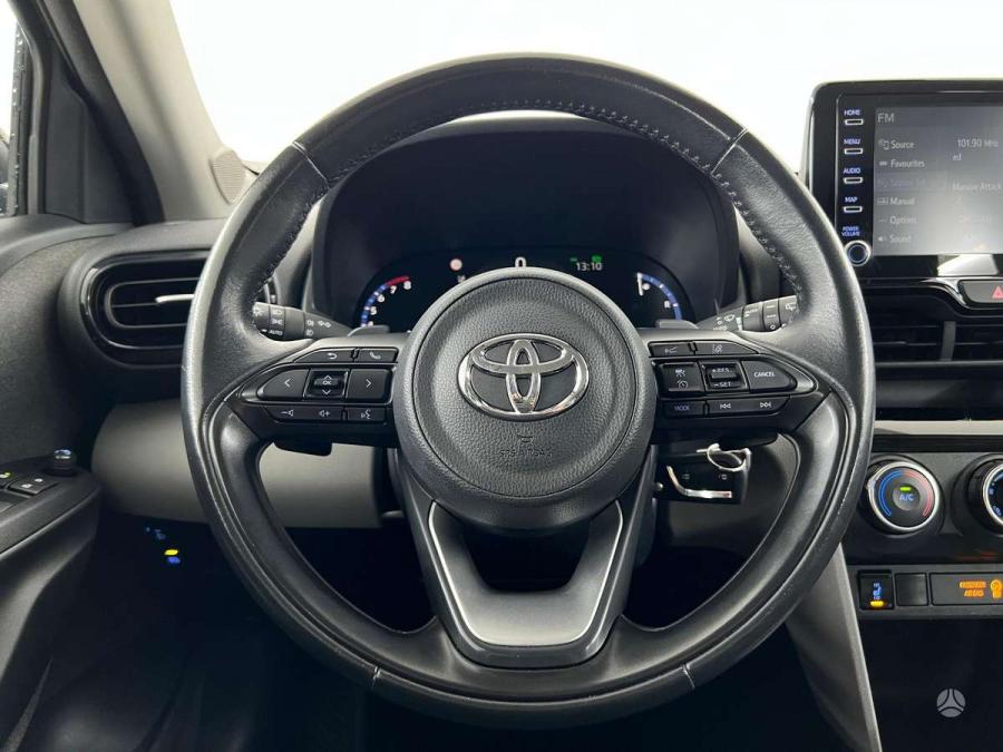 Зеленый Тойота Yaris Cross 2022 в Вильнюс, объемом двигателя 1.49 л и пробегом 85 тыс. км за 17900 €, фото 13 на AUTOMOTO.COM.LV