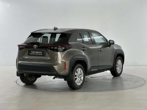 Зеленый Тойота Yaris Cross 2022 в Вильнюс, объемом двигателя 1.49 л и пробегом 85 тыс. км за 17900 €, фото 14 на AUTOMOTO.COM.LV