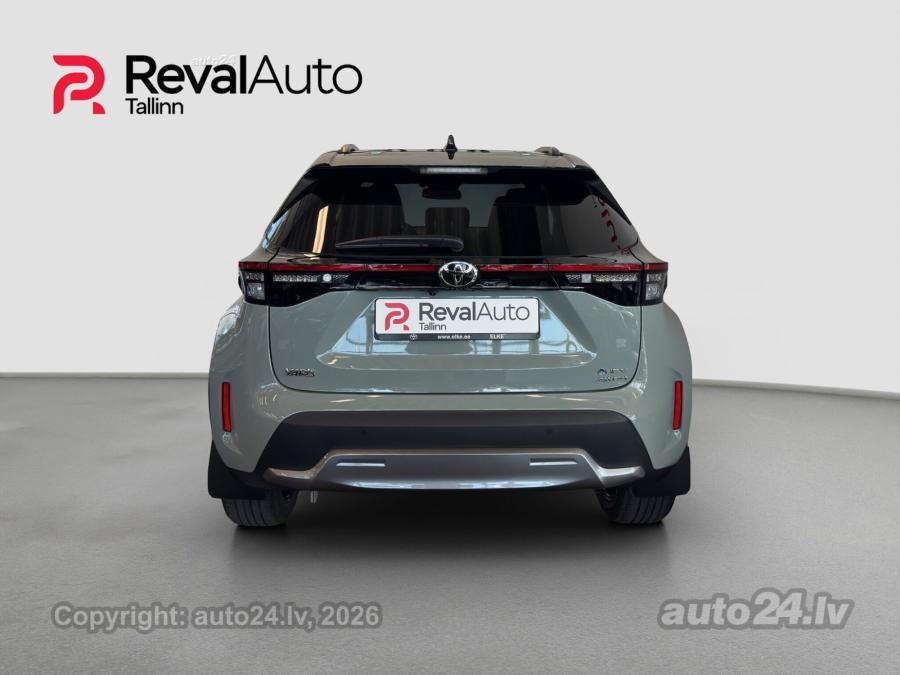 Zaļš Toyota Yaris Cross 2024 Tallina, ar dzinēja tilpumu 1.50 L un nobraukumu 24 tūkst. km par 26900 €, foto 6 vietnē AUTOMOTO.COM.LV