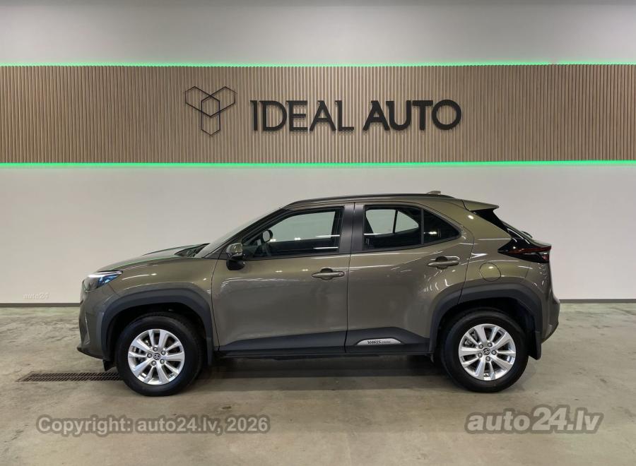 Зеленый Тойота Yaris Cross 2025 в Таллин, объемом двигателя 1.50 л и пробегом 45 тыс. км за 23990 €, фото 3 на AUTOMOTO.COM.LV