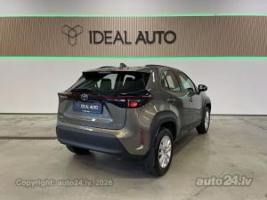 Зеленый Тойота Yaris Cross 2025 в Таллин, объемом двигателя 1.50 л и пробегом 45 тыс. км за 23990 €, фото 5 на AUTOMOTO.COM.LV