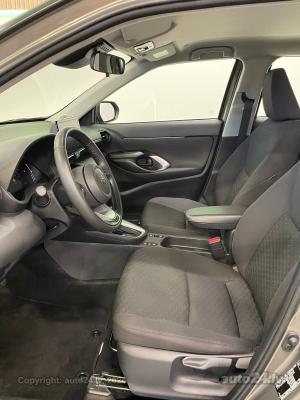 Зеленый Тойота Yaris Cross 2025 в Таллин, объемом двигателя 1.50 л и пробегом 45 тыс. км за 23990 €, фото 7 на AUTOMOTO.COM.LV