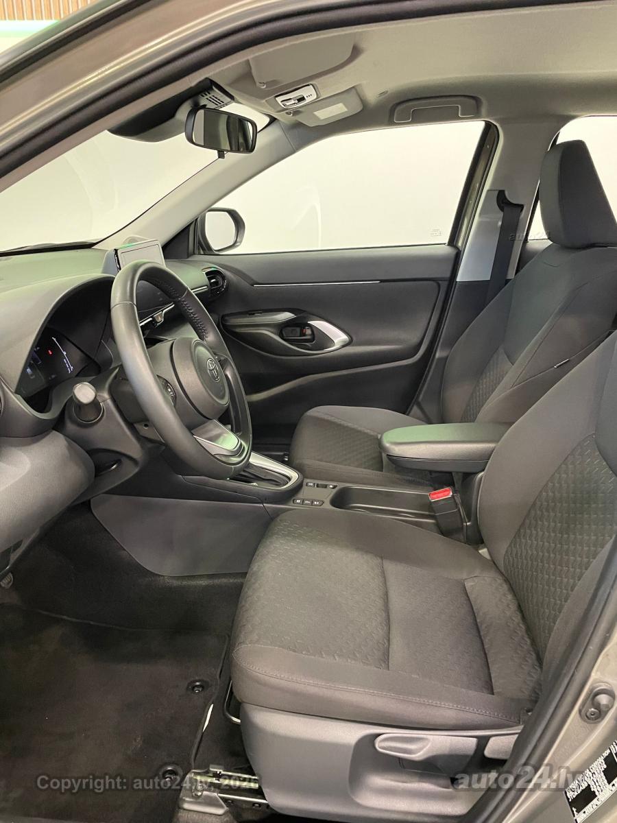 Зеленый Тойота Yaris Cross 2025 в Таллин, объемом двигателя 1.50 л и пробегом 45 тыс. км за 23990 €, фото 7 на AUTOMOTO.COM.LV