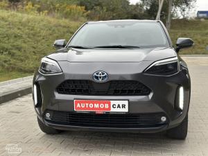 Серый Тойота Yaris Cross 2022 в Вильнюс, объемом двигателя 1.50 л и пробегом 146 тыс. км за 20700 €, фото 2 на AUTOMOTO.COM.LV