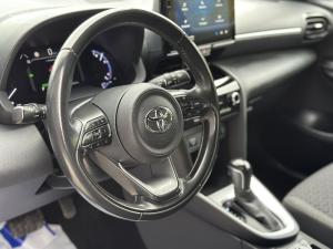 Серый Тойота Yaris Cross 2022 в Вильнюс, объемом двигателя 1.50 л и пробегом 146 тыс. км за 20700 €, фото 21 на AUTOMOTO.COM.LV