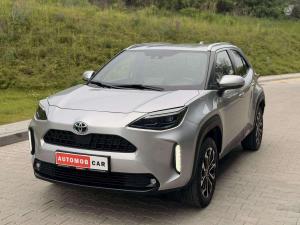 Серый Тойота Yaris Cross 2022 в Вильнюс, объемом двигателя 1.49 л и пробегом 64 тыс. км за 21450 €, фото  на AUTOMOTO.COM.LV