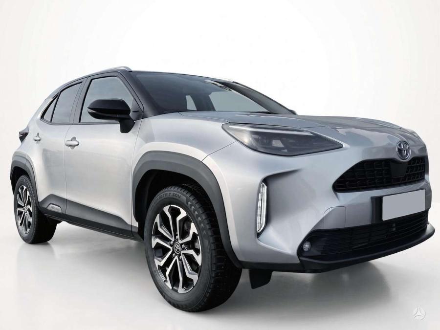 Pelēks Toyota Yaris Cross 2022 Kauņa, ar dzinēja tilpumu 1.49 L un nobraukumu 46 tūkst. km par 21899 €, foto 5 vietnē AUTOMOTO.COM.LV