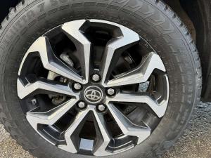 Pelēks Toyota Yaris Cross 2022 Kauņa, ar dzinēja tilpumu 1.49 L un nobraukumu 46 tūkst. km par 21899 €, foto 20 vietnē AUTOMOTO.COM.LV