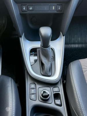 Pelēks Toyota Yaris Cross 2022 Kauņa, ar dzinēja tilpumu 1.49 L un nobraukumu 46 tūkst. km par 21899 €, foto 30 vietnē AUTOMOTO.COM.LV
