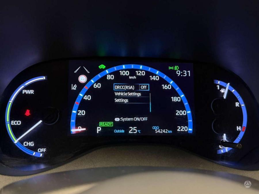 Pelēks Toyota Yaris Cross 2022 Panevēža, ar dzinēja tilpumu 1.49 L un nobraukumu 54 tūkst. km par 21990 €, foto 27 vietnē AUTOMOTO.COM.LV