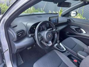 Pelēks Toyota Yaris Cross 2022 Viļņa, ar dzinēja tilpumu 1.49 L un nobraukumu 99 tūkst. km par 20950 €, foto 18 vietnē AUTOMOTO.COM.LV