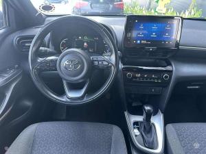 Pelēks Toyota Yaris Cross 2022 Viļņa, ar dzinēja tilpumu 1.49 L un nobraukumu 99 tūkst. km par 20950 €, foto 32 vietnē AUTOMOTO.COM.LV