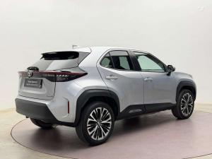 Pelēks Toyota Yaris Cross 2022 Panevēža, ar dzinēja tilpumu 1.49 L un nobraukumu 92 tūkst. km par 22990 €, foto 9 vietnē AUTOMOTO.COM.LV