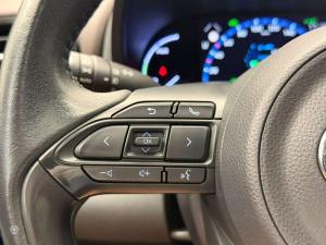 Pelēks Toyota Yaris Cross 2022 Panevēža, ar dzinēja tilpumu 1.49 L un nobraukumu 92 tūkst. km par 22990 €, foto 21 vietnē AUTOMOTO.COM.LV