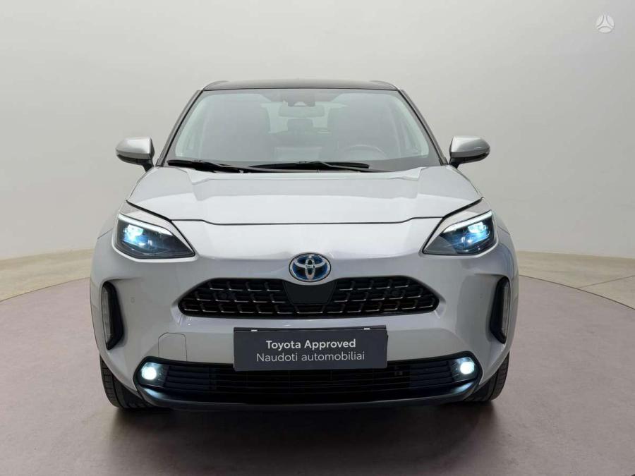 Pelēks Toyota Yaris Cross 2022 Panevēža, ar dzinēja tilpumu 1.49 L un nobraukumu 92 tūkst. km par 22990 €, foto 39 vietnē AUTOMOTO.COM.LV