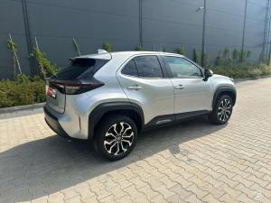 Pelēks Toyota Yaris Cross 2022 Viļņa, ar dzinēja tilpumu 1.49 L un nobraukumu 99 tūkst. km par 20950 €, foto 9 vietnē AUTOMOTO.COM.LV