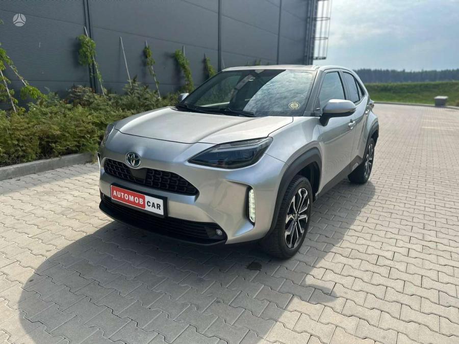 Pelēks Toyota Yaris Cross 2022 Viļņa, ar dzinēja tilpumu 1.49 L un nobraukumu 99 tūkst. km par 20950 €, foto 14 vietnē AUTOMOTO.COM.LV
