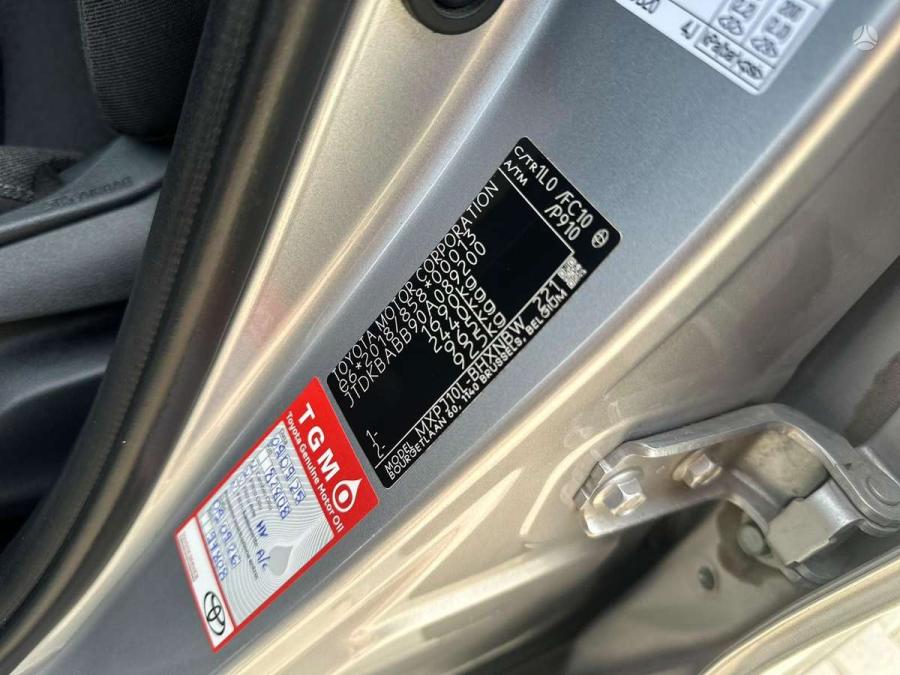 Pelēks Toyota Yaris Cross 2022 Viļņa, ar dzinēja tilpumu 1.49 L un nobraukumu 99 tūkst. km par 20950 €, foto 18 vietnē AUTOMOTO.COM.LV
