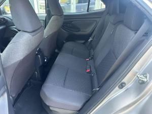 Pelēks Toyota Yaris Cross 2022 Viļņa, ar dzinēja tilpumu 1.49 L un nobraukumu 99 tūkst. km par 20950 €, foto 29 vietnē AUTOMOTO.COM.LV