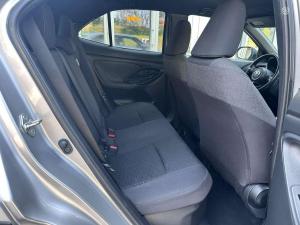 Pelēks Toyota Yaris Cross 2022 Viļņa, ar dzinēja tilpumu 1.49 L un nobraukumu 99 tūkst. km par 20950 €, foto 40 vietnē AUTOMOTO.COM.LV