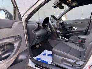 Pelēks Toyota Yaris Cross 2022 Viļņa, ar dzinēja tilpumu 1.49 L un nobraukumu 99 tūkst. km par 20950 €, foto 12 vietnē AUTOMOTO.COM.LV